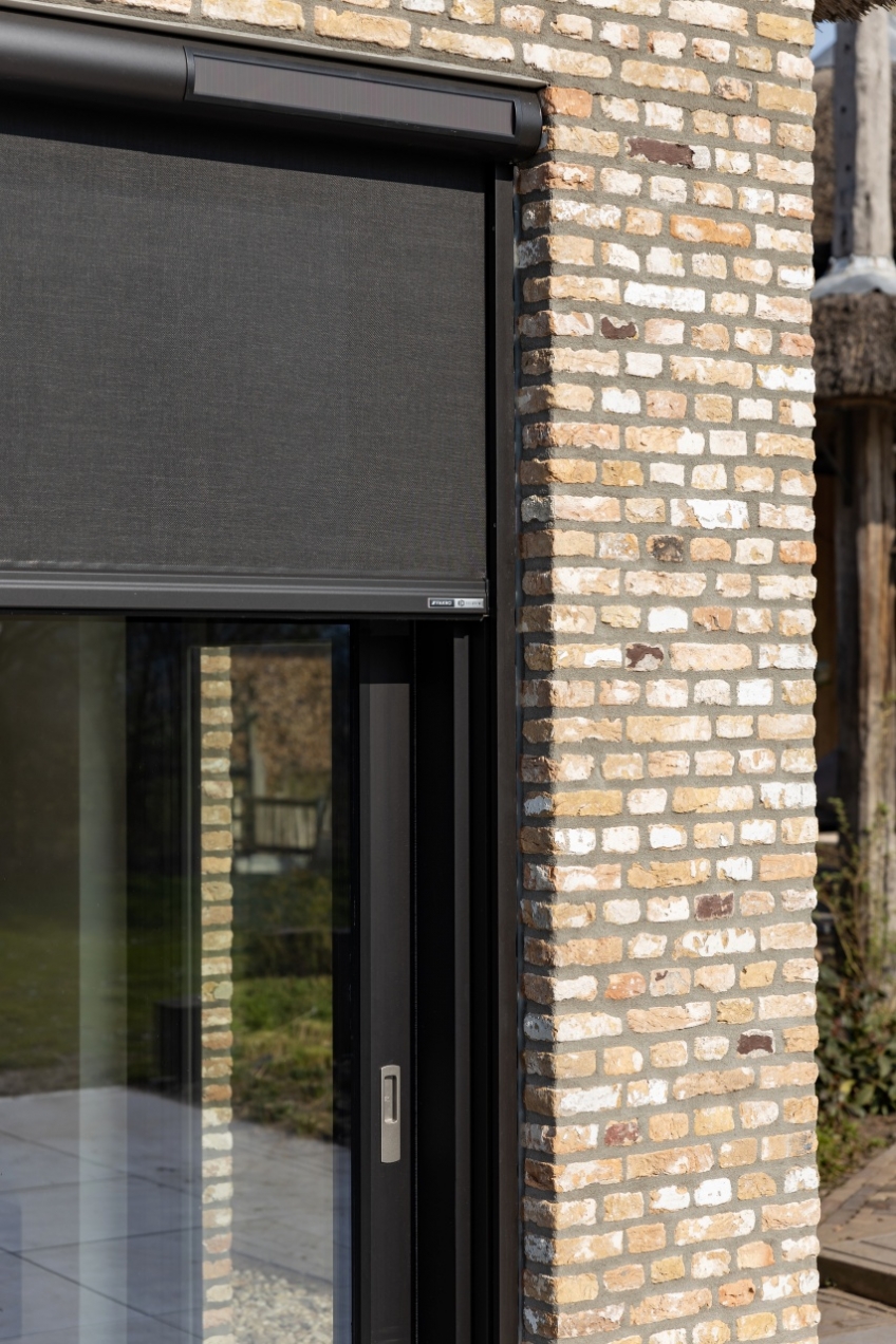 Screen op zonne-energie (solar) voor deze mooie, vrijstaande woning - FAKRO