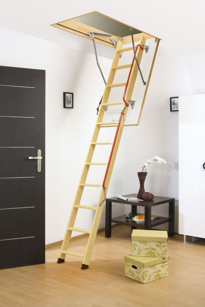 Zoldertrappen met houten ladder - FAKRO